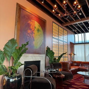 MOONLIGHT - Updated November 2024 - 32 Photos & 11 Reviews - 800 Rankin ...