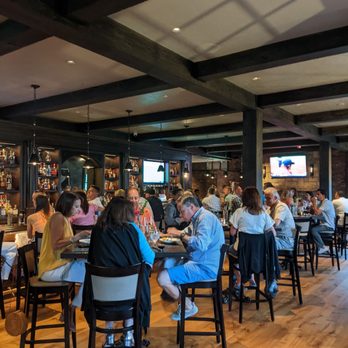 CHARLIE’S OF LINCROFT - Updated December 2024 - 83 Photos & 124 Reviews ...