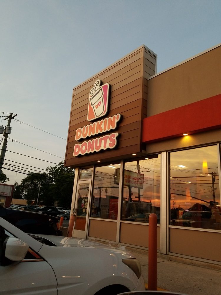 DUNKIN’ - Updated June 2024 - 25 Photos & 21 Reviews - 2885 Long Beach ...