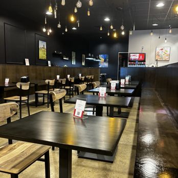 CHICK N ROLL - Updated July 2025 - 94 Photos & 43 Reviews - 14 Towne ...