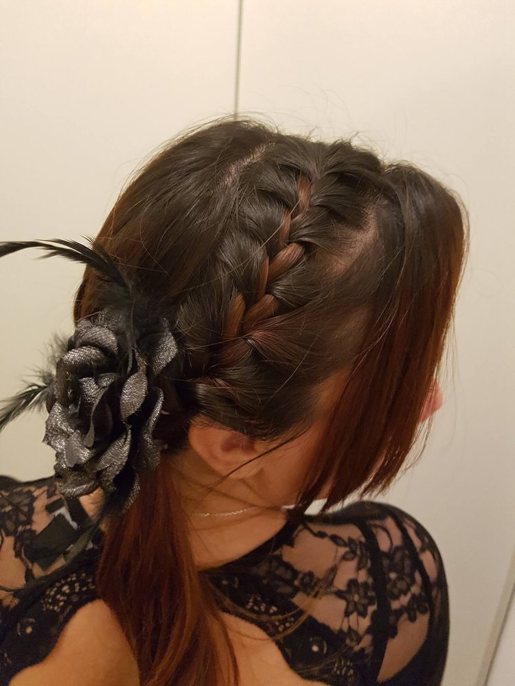 AIDA HAIR STYLE - Updated March 2024 - 18 Photos - Dörnigheimer Weg 1 ...