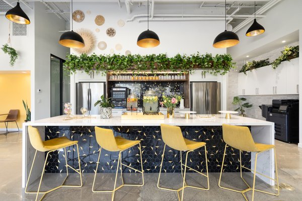 COLAB SPACE - Updated September 2025 - 125 Photos & 53 Reviews - 18952 ...