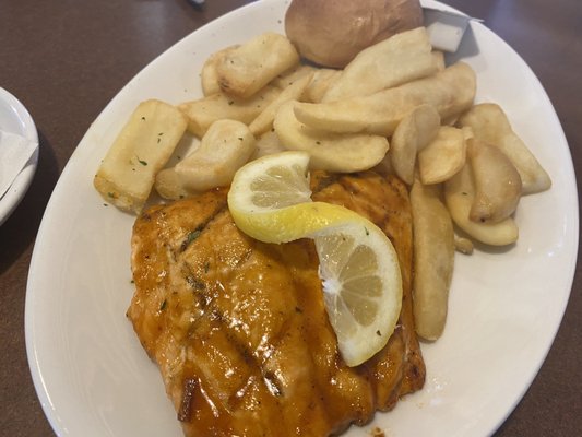 WINDMILL GRILL - Updated October 2025 - 31 Photos & 64 Reviews - 2335 W ...