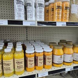 TROYER’S COUNTRY STORE - Updated October 2025 - 87 Photos - 10599 South ...