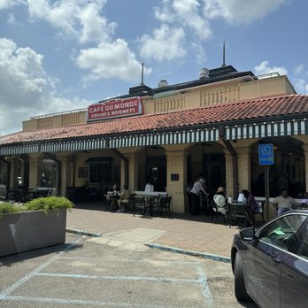 CAFE DU MONDE CITY PARK - Updated October 2024 - 585 Photos & 294 ...