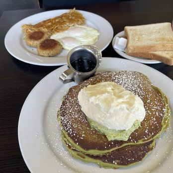 BEA BEA’S - Updated April 2025 - 5254 Photos & 4630 Reviews - 353 N ...