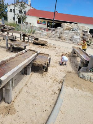 OUTPOST PLAYGROUND - Updated August 2024 - 45 Photos - 210 Lincoln Blvd ...