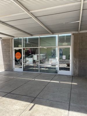 ZEEZ GRILL - Updated December 2025 - 33 Photos & 51 Reviews - 209 W ...