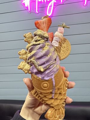 HELADO TAIYAKI - Updated February 2025 - 243 Photos & 101 Reviews - 102 ...