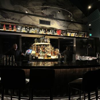 THE VIEW LOUNGE - Updated January 2025 - 3143 Photos & 2018 Reviews ...