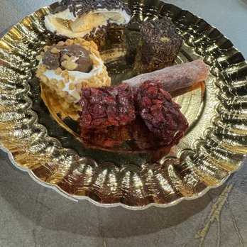 GOLDEN ROASTERY - Updated June 2025 - 216 Photos & 64 Reviews - 3111 ...