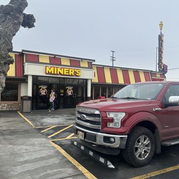 MINER’S DRIVE-IN - Updated October 2025 - 498 Photos & 766 Reviews ...