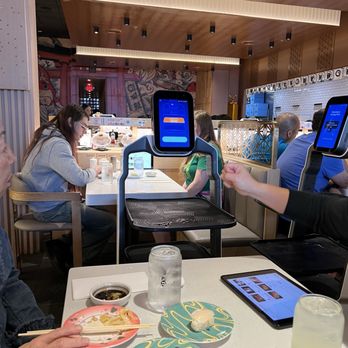 UZU REVOLVING SUSHI - Updated May 2025 - 557 Photos & 241 Reviews ...