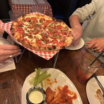 RED BENCH PIZZA - Updated October 2024 - 166 Photos & 171 Reviews ...