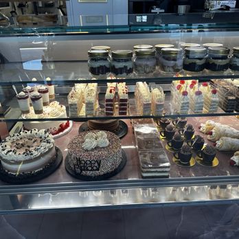 SPIRIT MADE CAKES - Updated November 2024 - 395 Photos & 106 Reviews ...