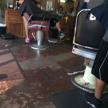 OAK CLIFF BARBERS - Updated January 2026 - 18 Reviews - 1323 W Davis St ...