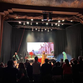 LIBERTY HALL - Updated December 2025 - 64 Photos & 75 Reviews - 644 ...