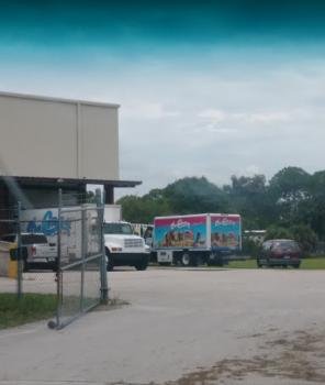 DECONNA ICE CREAM - Updated December 2025 - 6300 W Hwy 318, Reddick ...