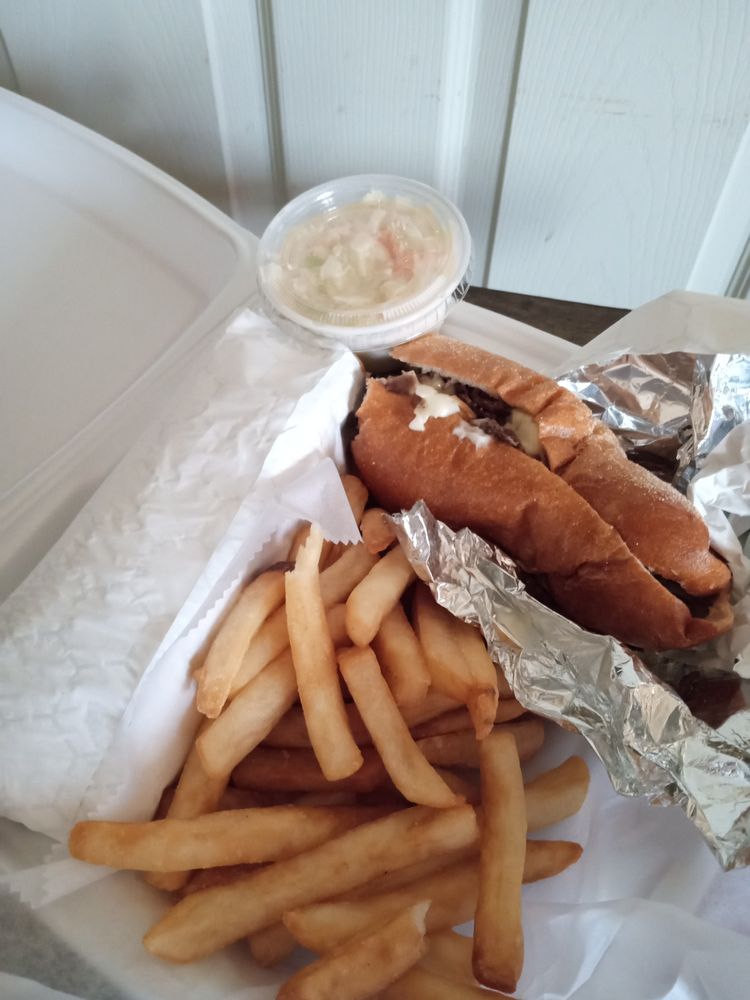IN & OUT EXPRESS PIZZA - Updated June 2026 - 14 Reviews - 5811 N Broad ...
