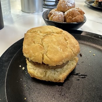 THE BUSTED BISCUIT - Updated December 2025 - 18 Photos & 10 Reviews ...