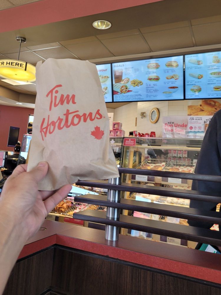 TIM HORTONS - Updated June 2025 - 22 Photos & 11 Reviews - 636 2nd Ave ...