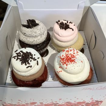 PATTY’S CAKES AND DESSERTS - Updated February 2025 - 2930 Photos & 3379 ...