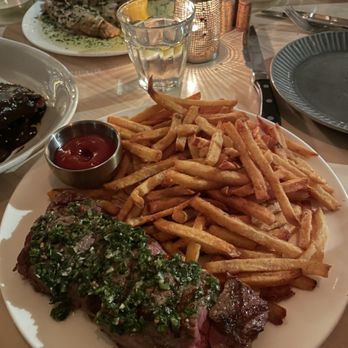 GRAFFITI RAW - 508 Photos & 168 Reviews - 1001 California St, Houston ...