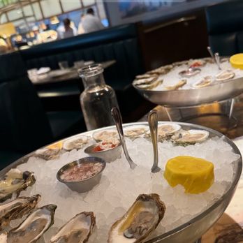 GREEN POINT SEAFOOD & OYSTER BAR - Updated December 2024 - 152 Photos ...