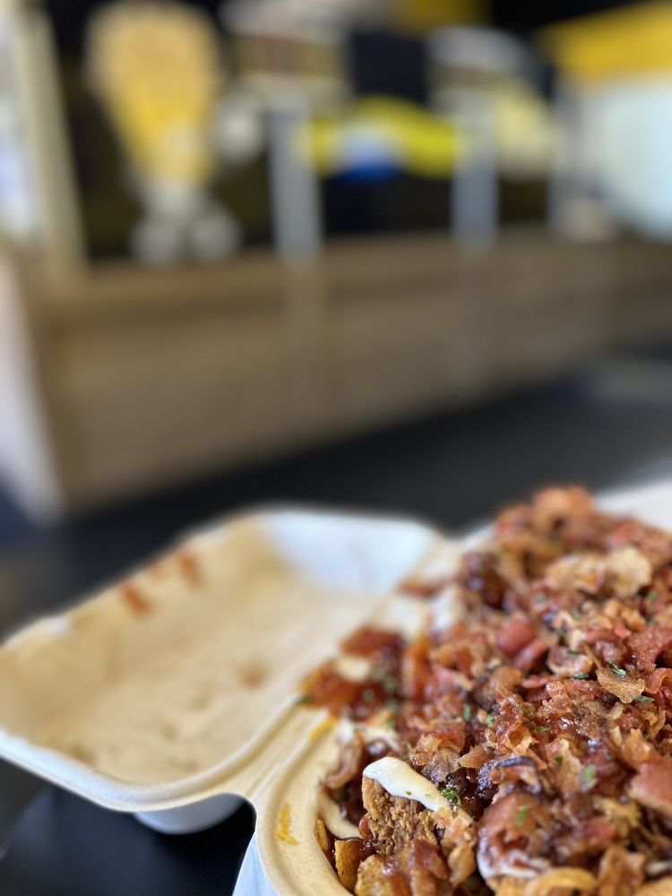 MR FRIES MAN - Updated July 2024 - 164 Photos & 152 Reviews - 1040 E ...