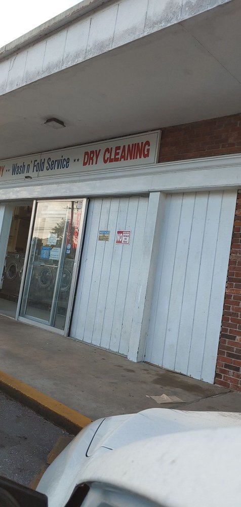 COLONIAL LAUNDRY & DRY CLEANING CENTER - Updated March 2025 - 290 N ...
