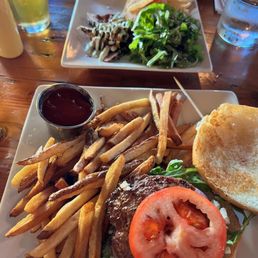 TABOR TAVERN - Updated December 2025 - 456 Photos & 697 Reviews - 5325 ...