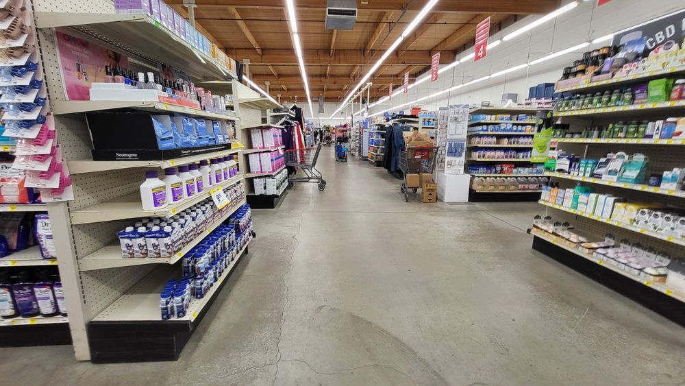 BI-MART - Updated September 2025 - 54 Photos & 25 Reviews - 13500 SW ...