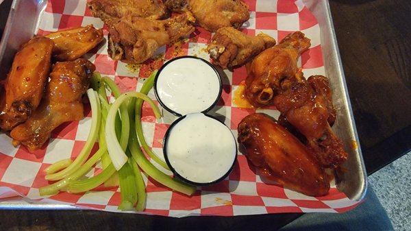 ROOSTER’S SPORTS BAR - TULSA - Updated December 2025 - 26 Photos & 24 ...