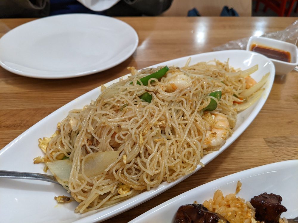 JOY YEE NOODLE ROSCOE - 97 Photos & 35 Reviews - 3336 N Western Ave ...
