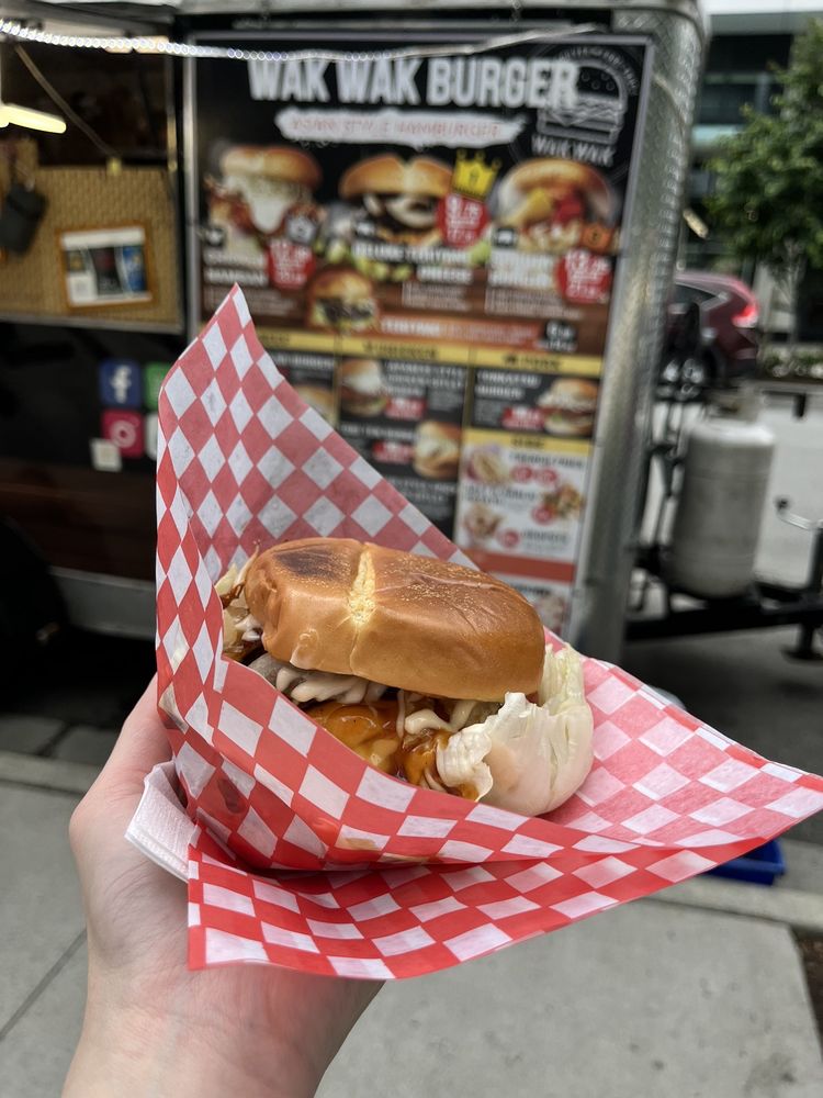 WAKWAK BURGER - Updated October 2025 - 87 Photos & 45 Reviews - 511 ...