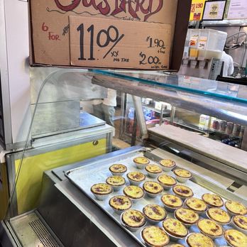 CAROUSEL BAKERY - Updated September 2024 - 396 Photos & 258 Reviews ...