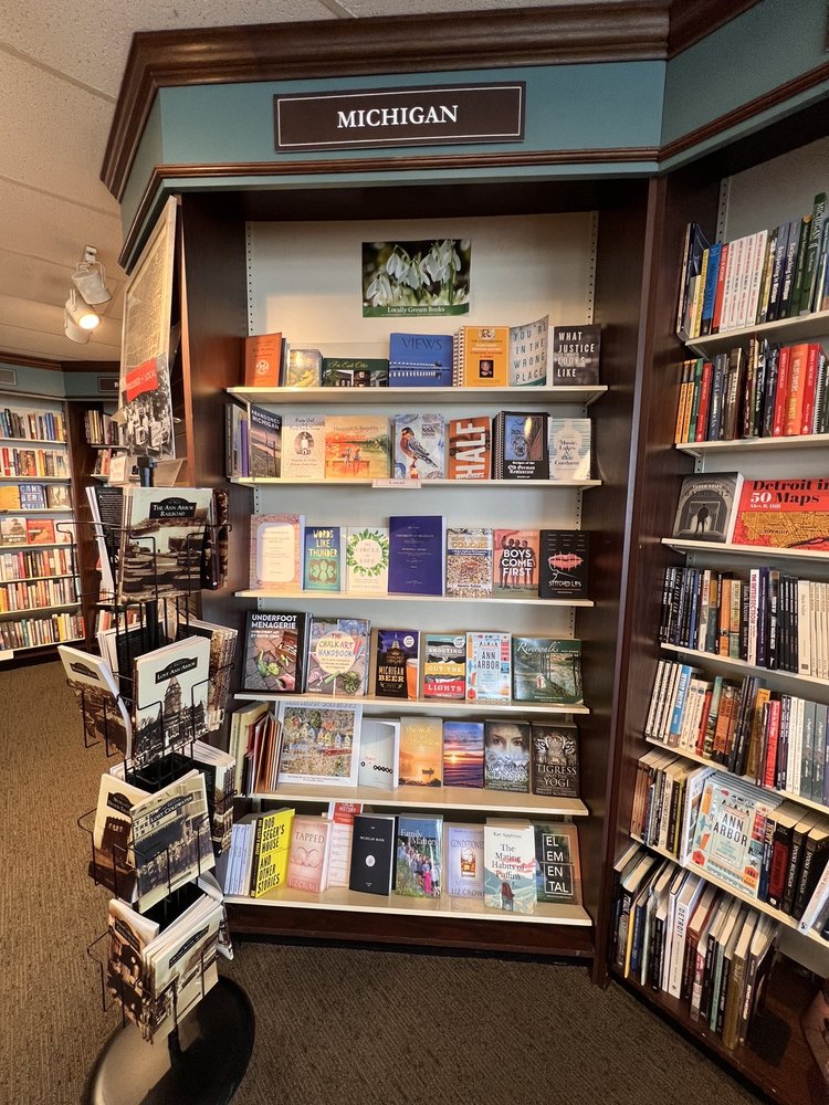 SCHULER BOOKS - Updated December 2025 - 44 Photos & 65 Reviews - 2513 ...