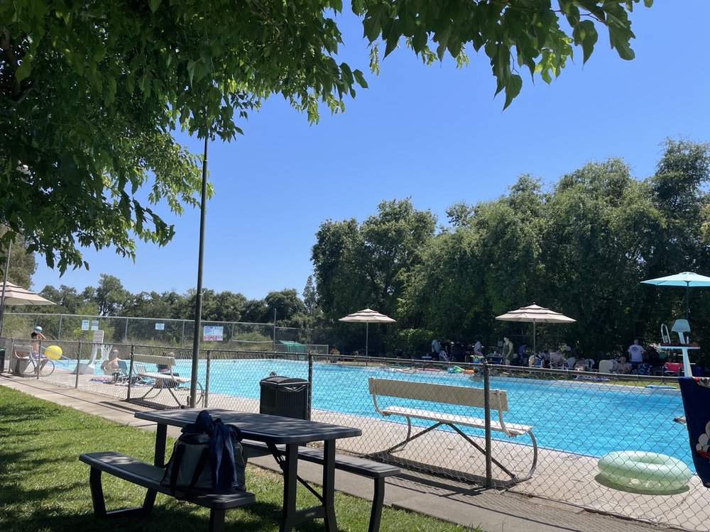 WOODLAKE SWIM CLUB - Updated December 2025 - 1445 Lochbrae Rd ...