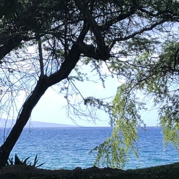 ULUA BEACH PARK - Updated December 2025 - 265 Photos & 107 Reviews ...
