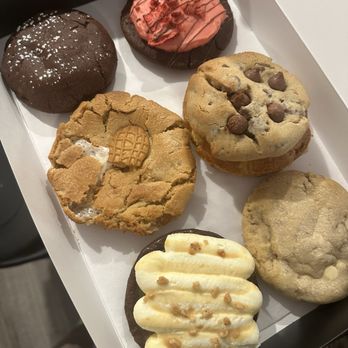 CRAVE COOKIES - Updated October 2025 - 79 Photos & 27 Reviews - 704B S ...