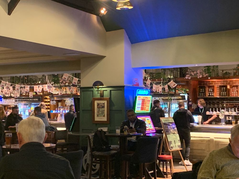 THE MOSSY WELL - Updated December 2025 - 11 Photos - 258 Muswell Hill ...