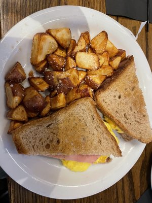 ASHBURN PUB - Updated January 2025 - 116 Photos & 195 Reviews - 44110 ...