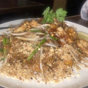 KARAKADE THAI CUISINE - Updated October 2024 - 390 Photos & 509 Reviews ...