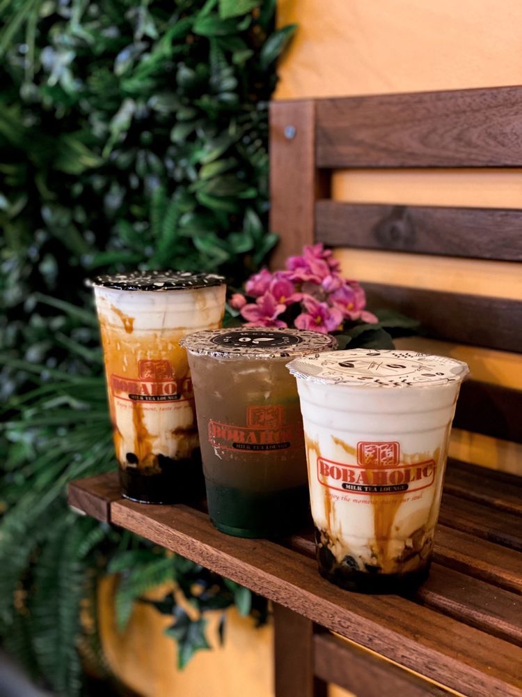BOBAHOLIC MILK TEA LOUNGE - Updated January 2025 - 107 Photos & 107 ...