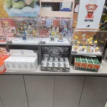POP MART - Updated January 2026 - 40 Photos - 155 Providence Pl ...