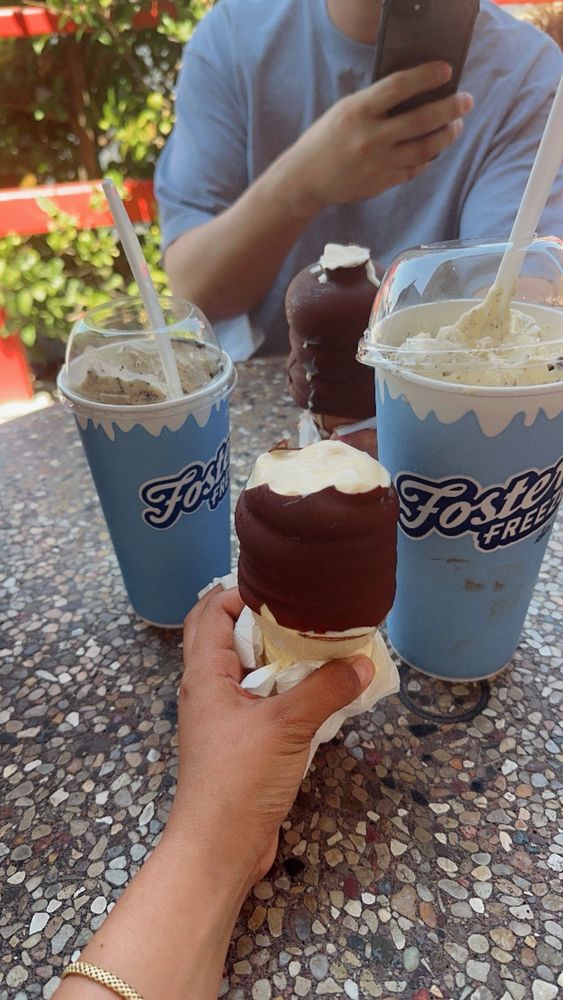 FOSTERS FREEZE - Updated May 2025 - 59 Photos & 63 Reviews - 28 E Grant ...