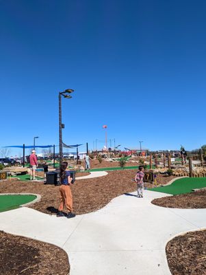 TAKEOFF MINI GOLF - Updated July 2024 - 28 Airport Rd Ext, Greenville ...