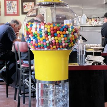 4TH STREET CAFE - Updated August 2025 - 104 Photos & 48 Reviews - 26 W ...