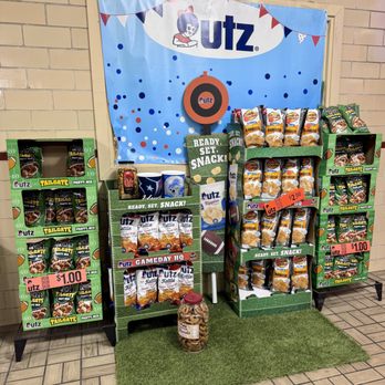 UTZ FACTORY OUTLET STORE - Updated December 2025 - 93 Photos & 45 ...