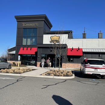 TOMMY’S TAVERN + TAP - Updated January 2025 - 420 Photos & 260 Reviews ...